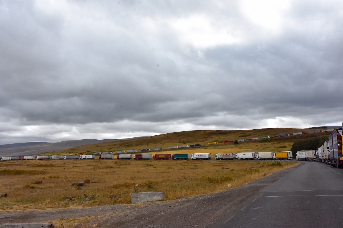 Traffic on the Georgian-Turkish border, Georgia JAMnews