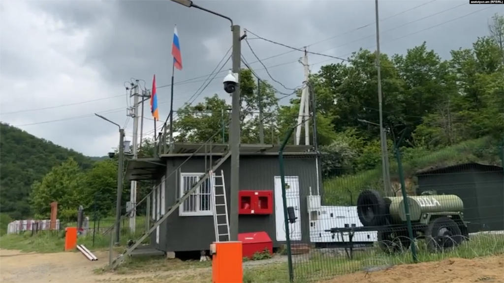 Russian border guards withdraw from Armenia JAMnews